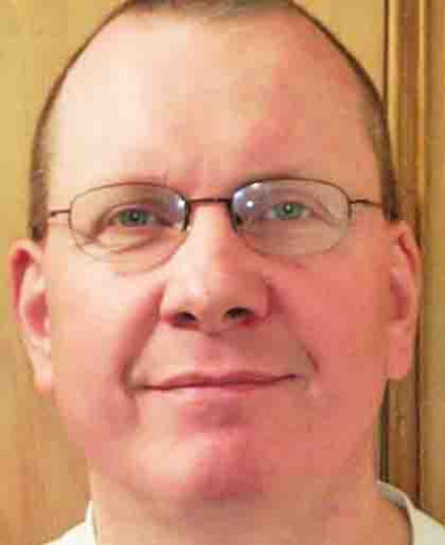 Euan from Rugby, United Kingdom seeking for Woman - Rose Brides