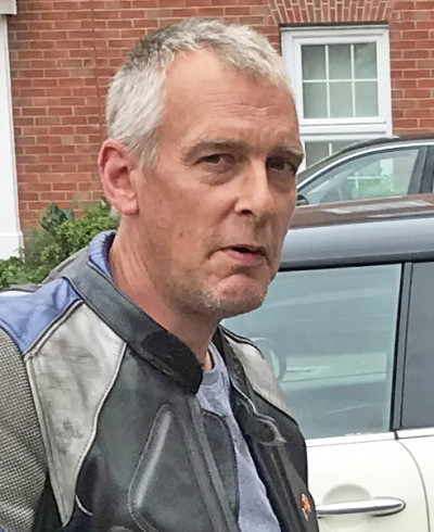 Martin from Warminster, United Kingdom seeking for Woman - Rose Brides