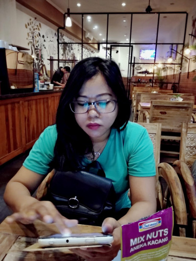 Rina from Borneo, Indonesia seeking for Man - Rose Brides