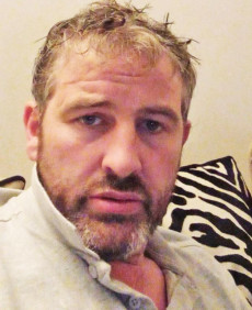 Steven from Lancashire, United Kingdom seeking for Woman - Rose Brides