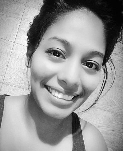 Yenny from Santa Cruz de la Sierra, Bolivia seeking for Man - Rose Brides