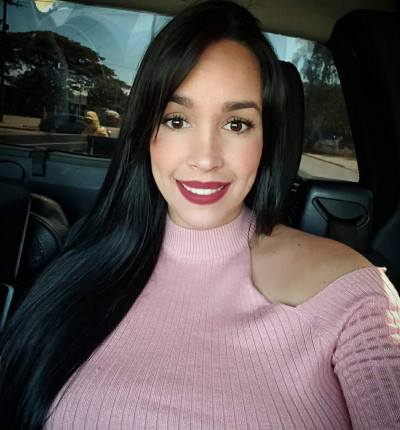 Yoli from Valencia, Venezuela seeking for Man - Rose Brides